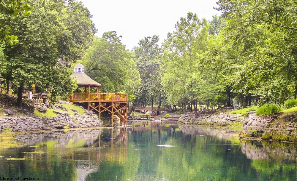 Treehouse Cottages in Eureka Springs, Arkansas - Blue Springs Heritage ...